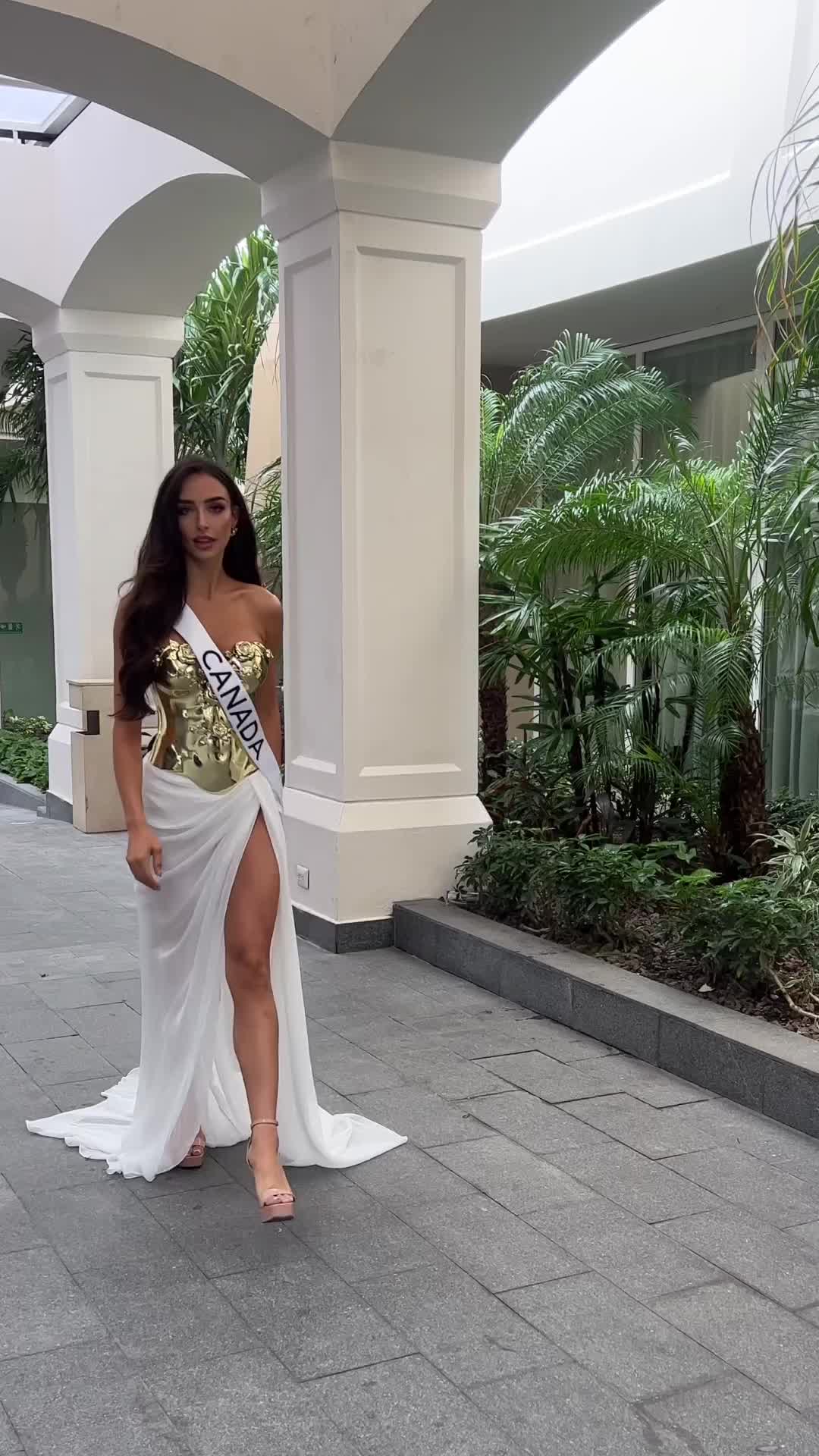 Bold Photoshoot: Madison Kvaltin's Stunning IG Reveals Day 2 Captions