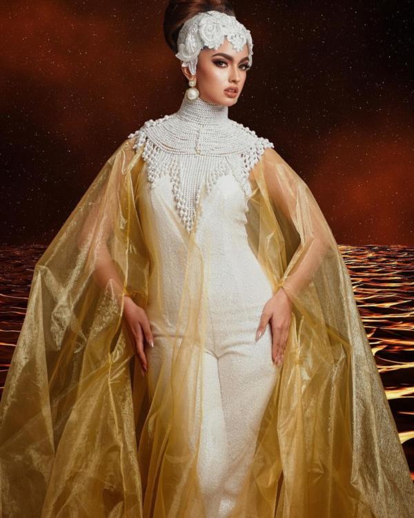 Lujane Yacoub's Stunning Durrah National Costume Photoshoot