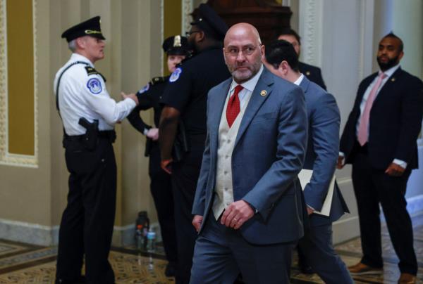 GOP Sens. Moody And Husted Sworn In By VP Vance